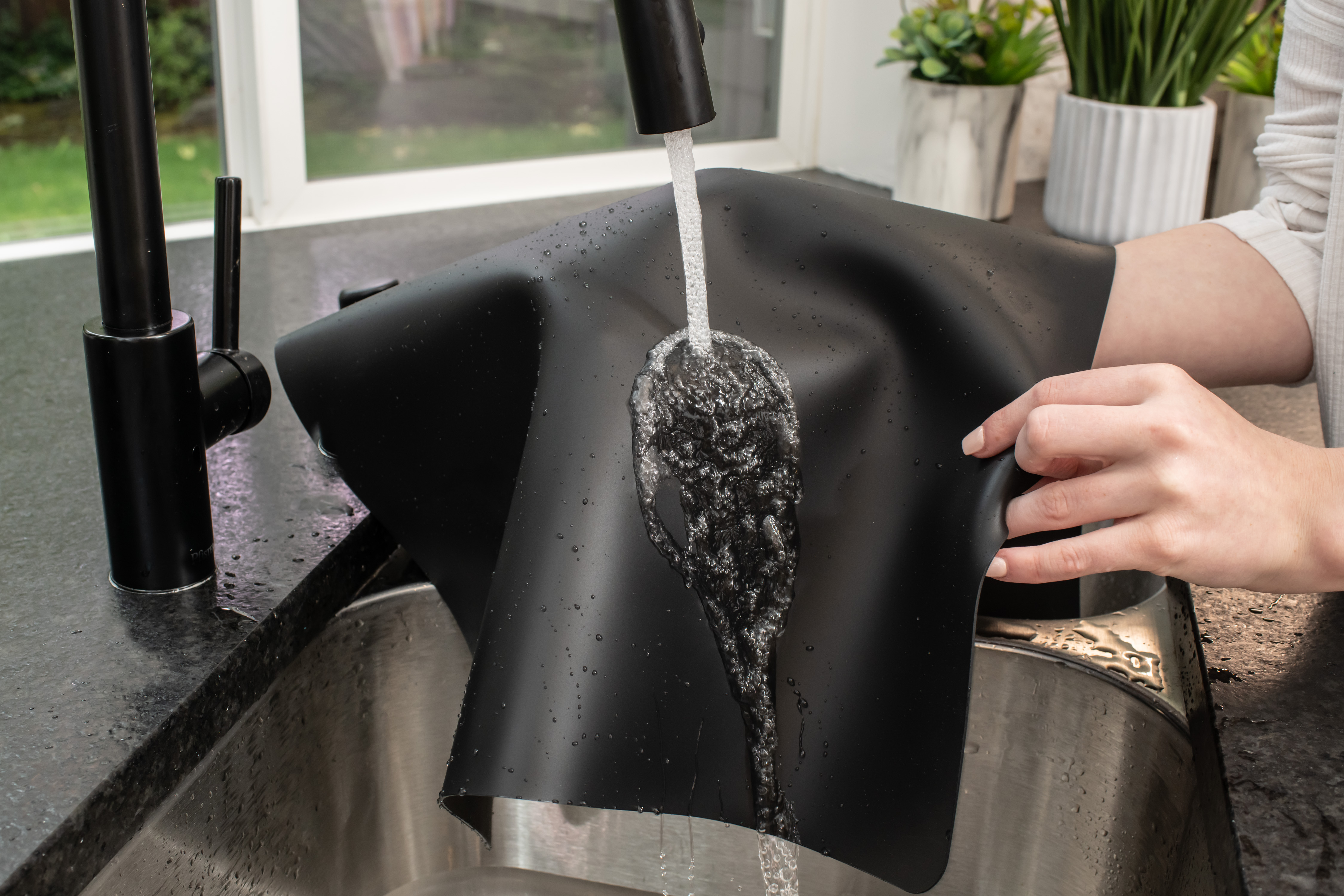 GASARÉ, 2 Pack, Large, Thick, Silicone Mats, Heat Resistant Countertop ...