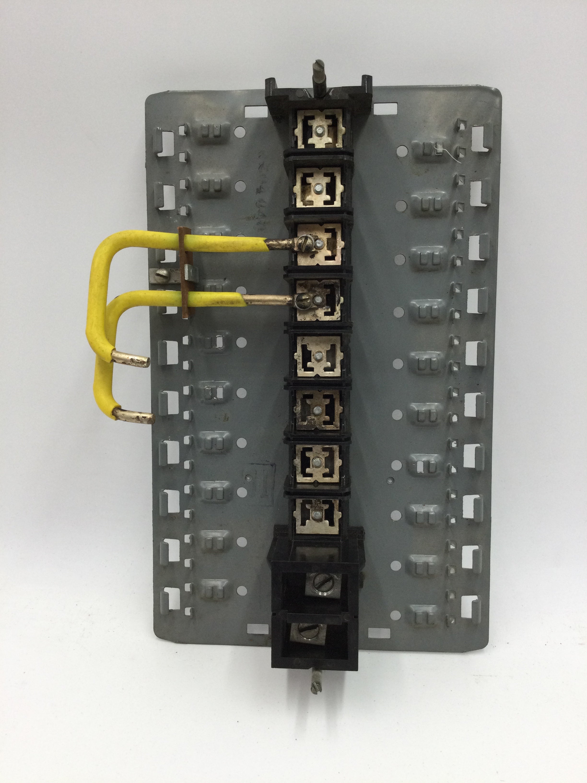 FPE Split Buss 100/200 Amp 60 Amp on Lower Half 14/22 Space Panel Guts ...